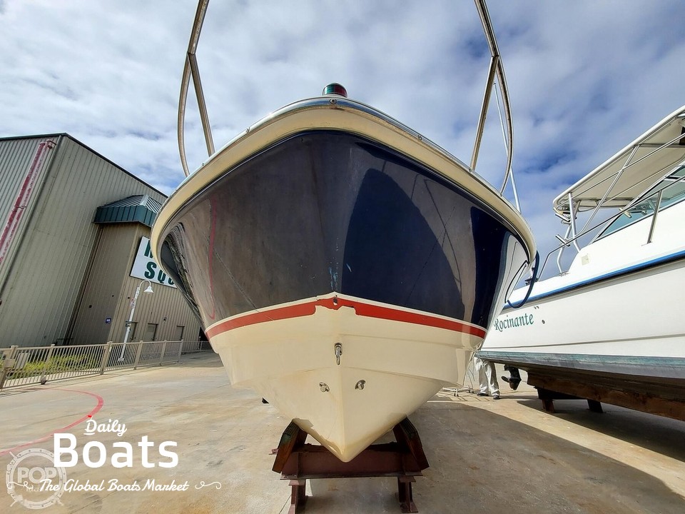 2006 Larson Cabrio 220 for sale. View price, photos and Buy 2006 Larson ...