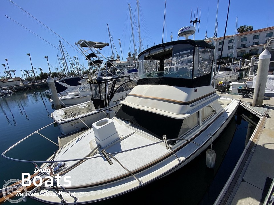 1972 Bertram Flybridge Cruiser 28 for sale. View price, photos and Buy ...