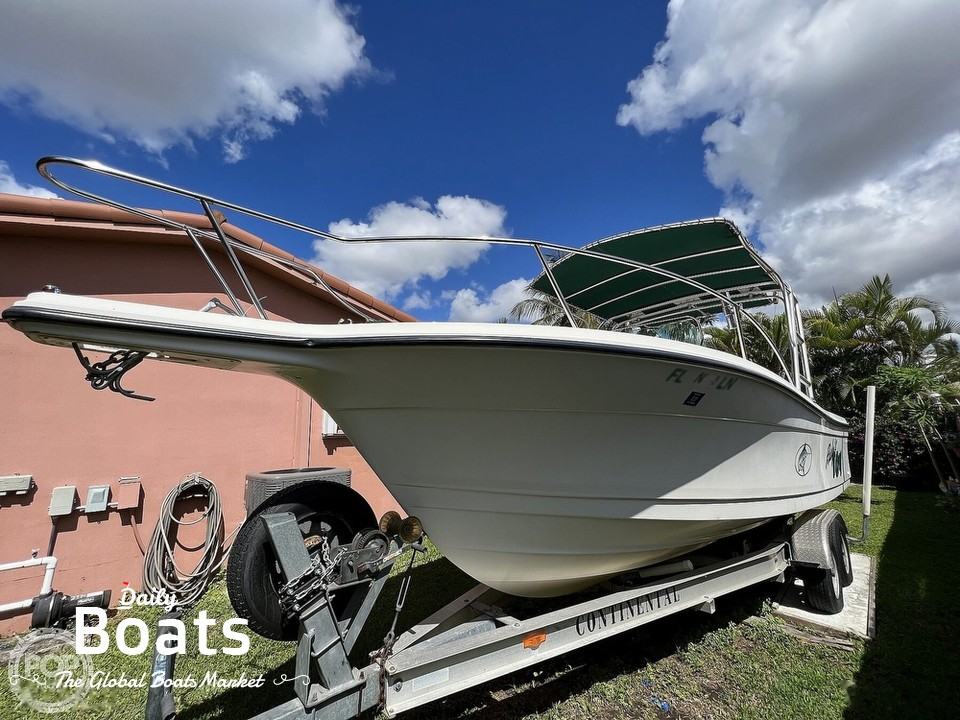 2001 Trophy Boats 2503 Fm for sale. View price, photos and Buy 2001 ...