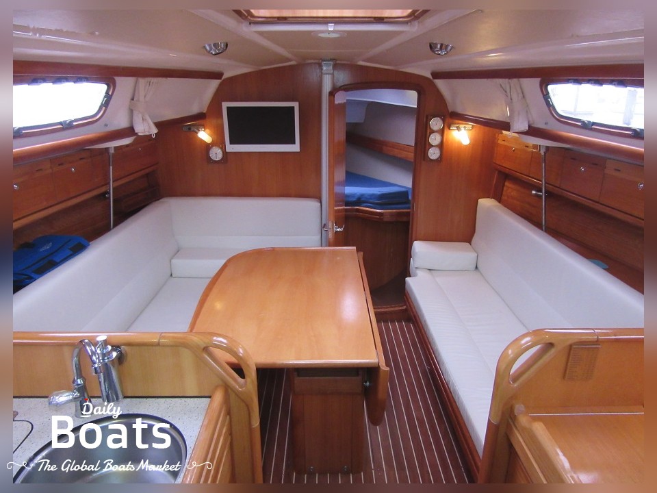 2006 Bavaria 30 Cruiser for sale. View price, photos and Buy 2006 ...