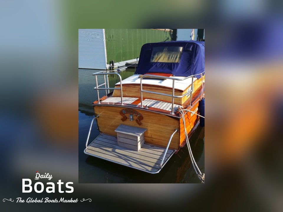 Runabout Kajuitboot. Swedish Classic Boat Pole Star for sale. View ...