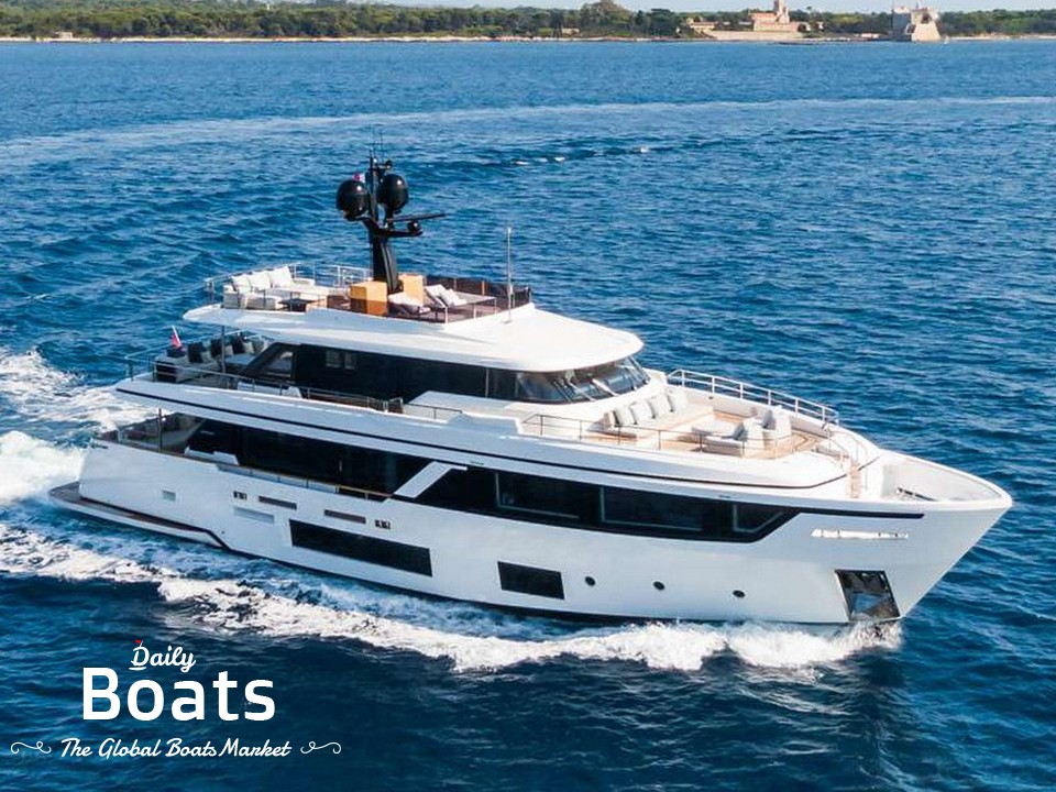 2021 Ferretti Yachts Custom Line 30 Navetta for sale. View price ...