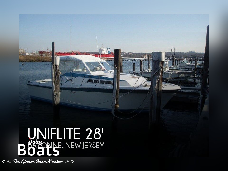 1977 Uniflite 28 Salty Dog for sale. View price, photos and Buy 1977 ...