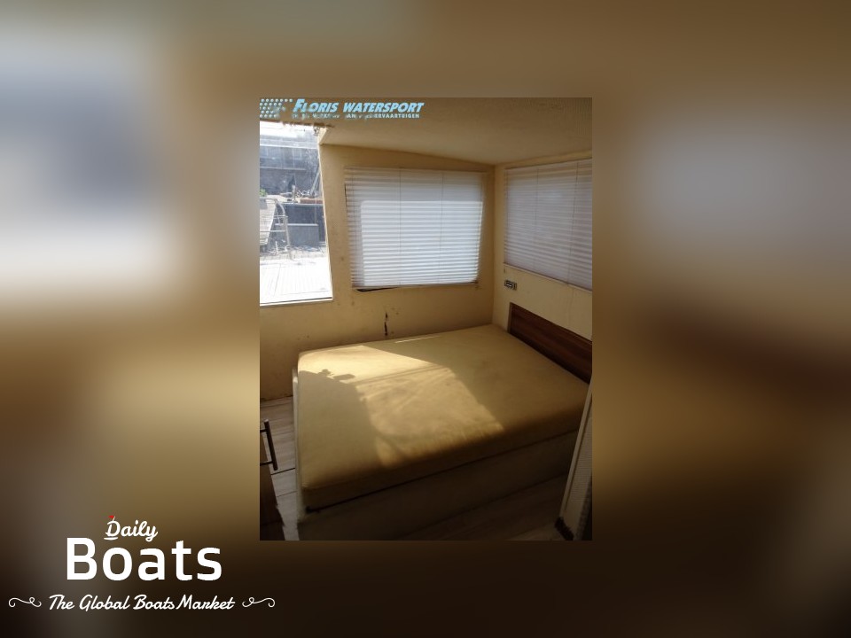 1996 Holiday Mansion for sale. View price, photos and Buy 1996 Holiday ...