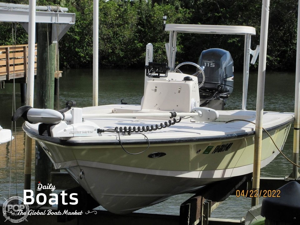2004 Hewes 18 Redfisher for sale. View price, photos and Buy 2004 Hewes ...