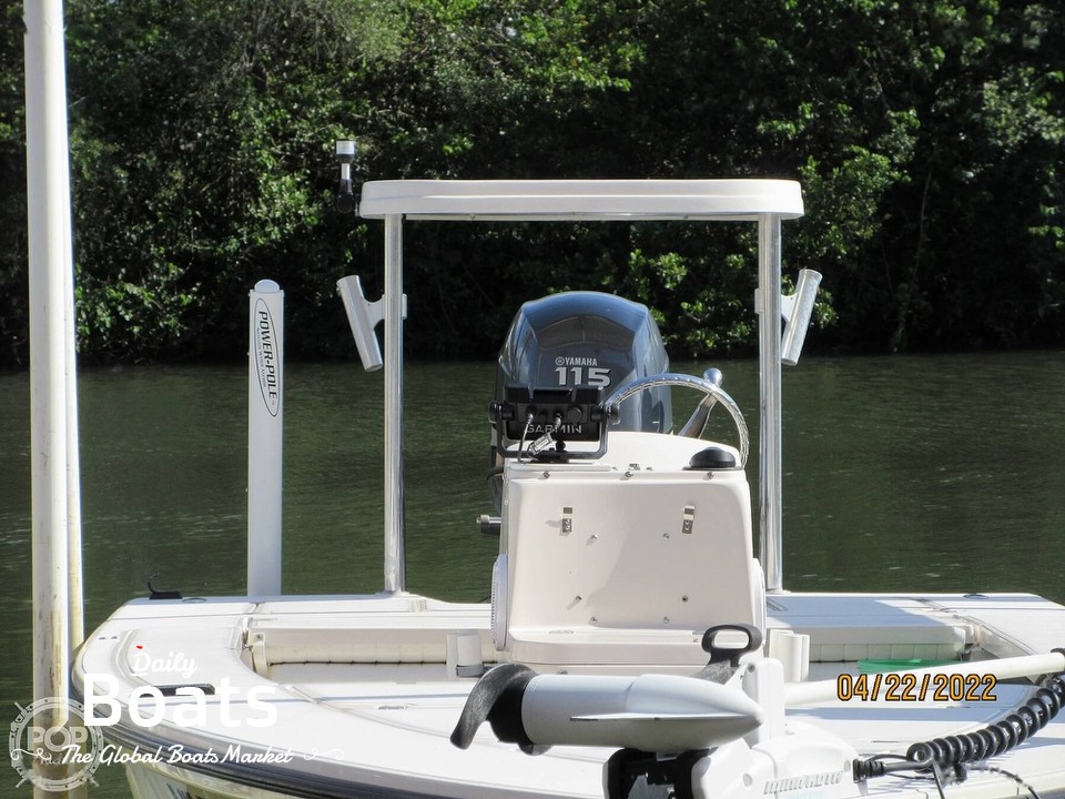 2004 Hewes 18 Redfisher for sale. View price, photos and Buy 2004 Hewes ...
