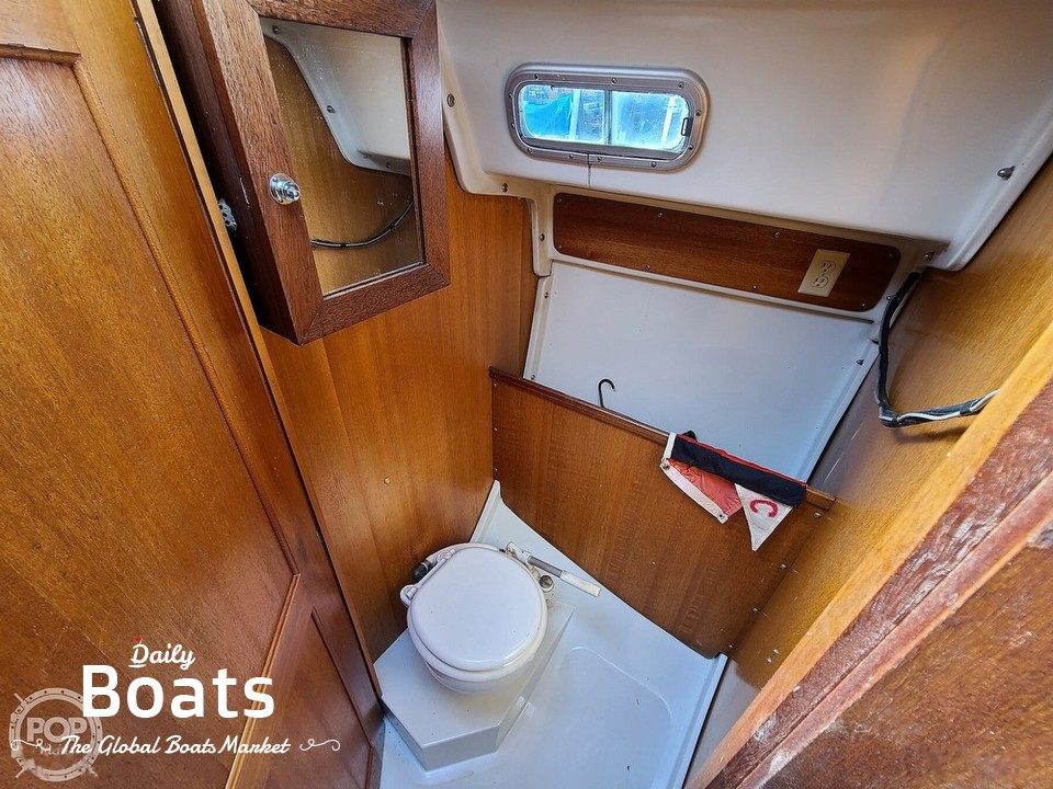 1976 Ericson Yachts 27 for sale. View price, photos and Buy 1976 ...