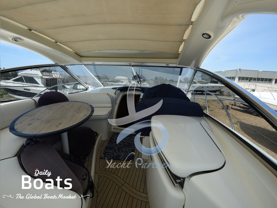 2010 Azimut Atlantis 47 Ht for sale. View price, photos and Buy 2010 ...