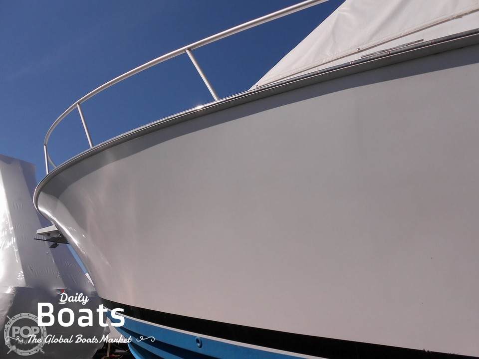 1995 Luhrs Yachts 350 Convertible Tournament for sale. View price ...