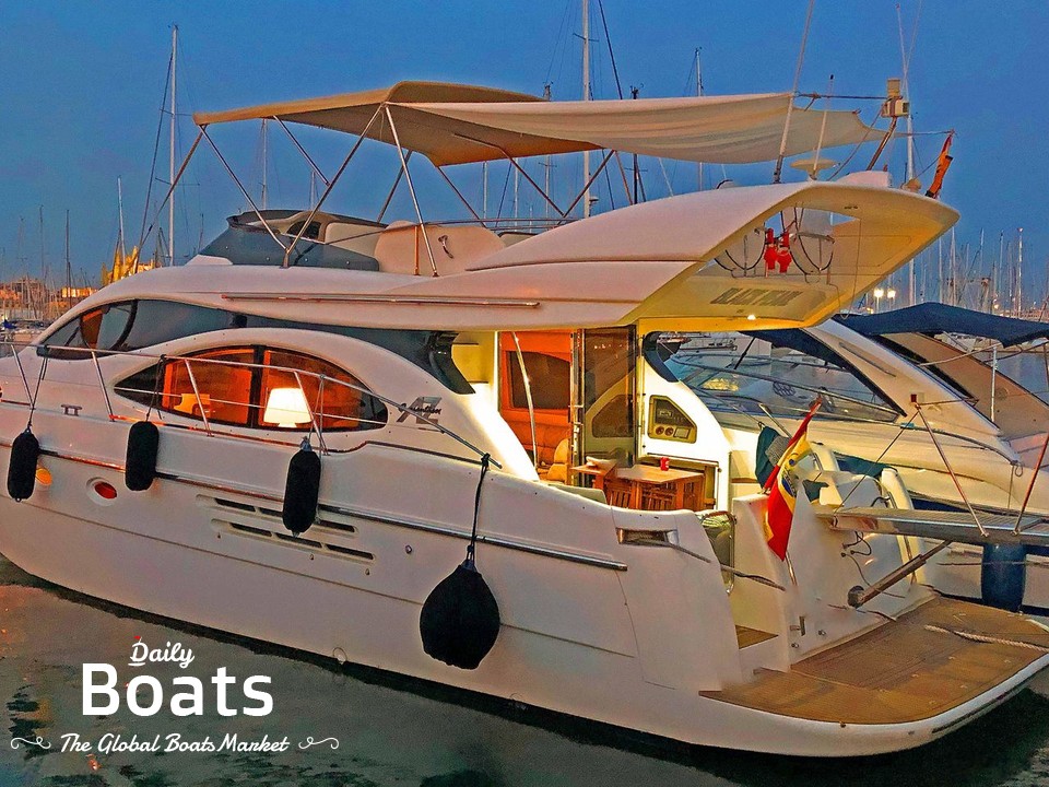 2000 Azimut 46 Fly for sale. View price, photos and Buy 2000 Azimut 46 ...