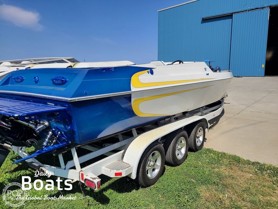 2005 Warlock Powerboats 29 World Class for sale. View price, photos and ...