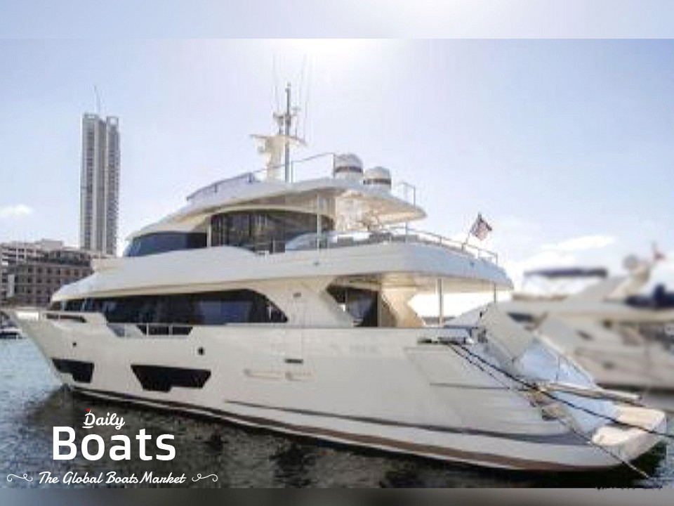 2015 Ferretti Yachts Custom Line 28 Navetta for sale. View price ...