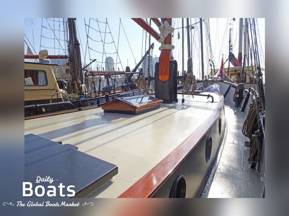 1948 Motorkutter 14.95 Segelhausboot til salg. Se pris, fotos og Købe ...