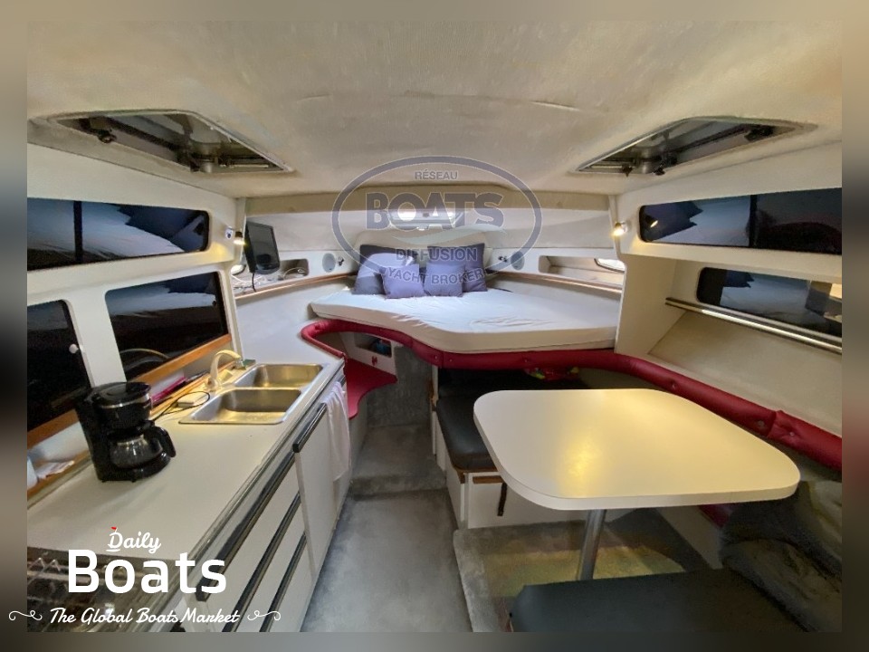 1991 Cruiser Yacht Rogue 3060 for sale. View price, photos and Buy 1991 ...