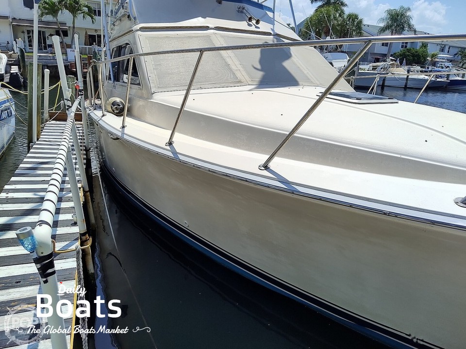 1989 Pacemaker Yachts 33 for sale. View price, photos and Buy 1989 ...