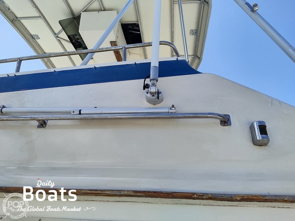 1989 Pacemaker Yachts 33 for sale. View price, photos and Buy 1989 ...