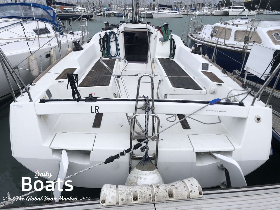 2012 Bénéteau First 30 for sale. View price, photos and Buy 2012 ...