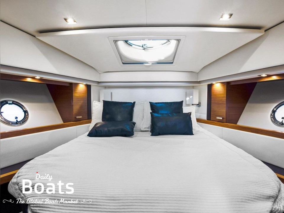 2018 Tiara Yachts 39 Coupe for sale. View price, photos and Buy 2018 ...