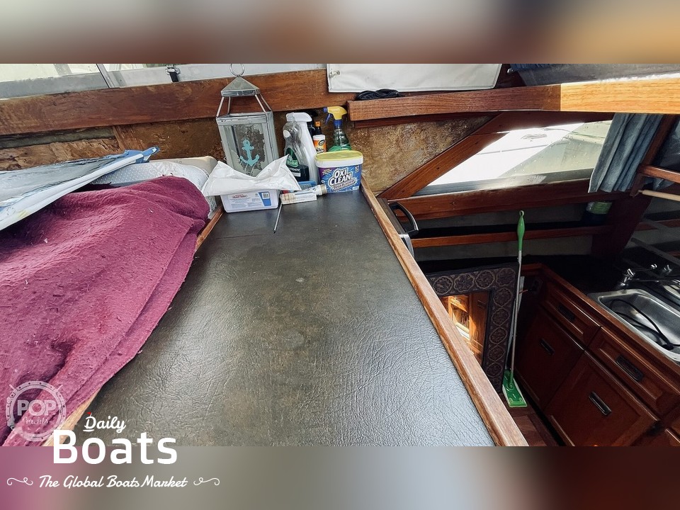 1977 Pacemaker Yachts 32 for sale. View price, photos and Buy 1977 ...