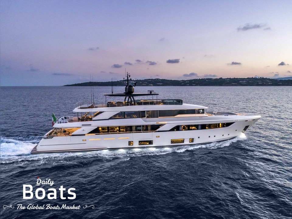 2023 Ferretti Yachts Custom Line Navetta 42 for sale. View price, photos and Buy 2023 Ferretti ...