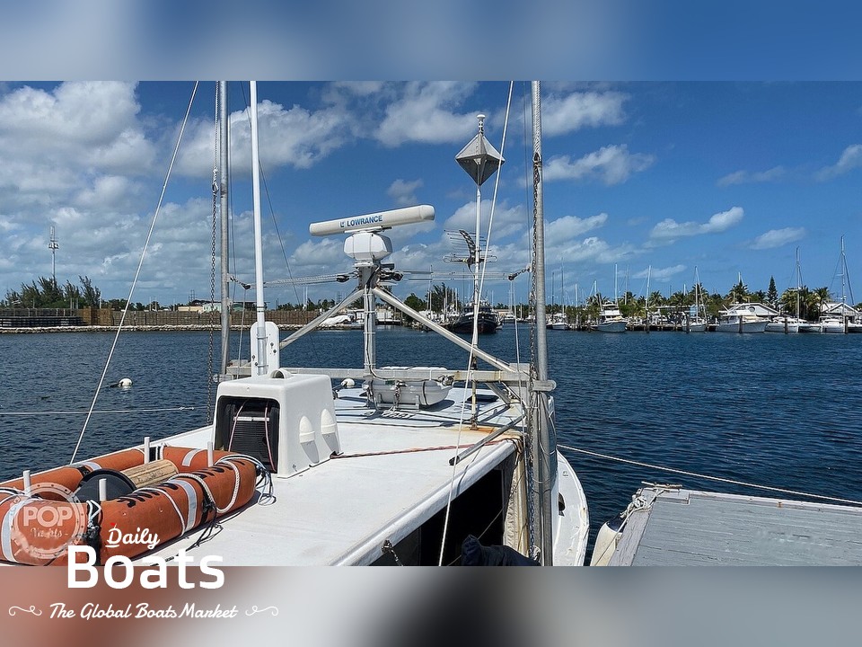 1986 BHM Flye Point 32 for sale. View price, photos and Buy 1986 BHM ...