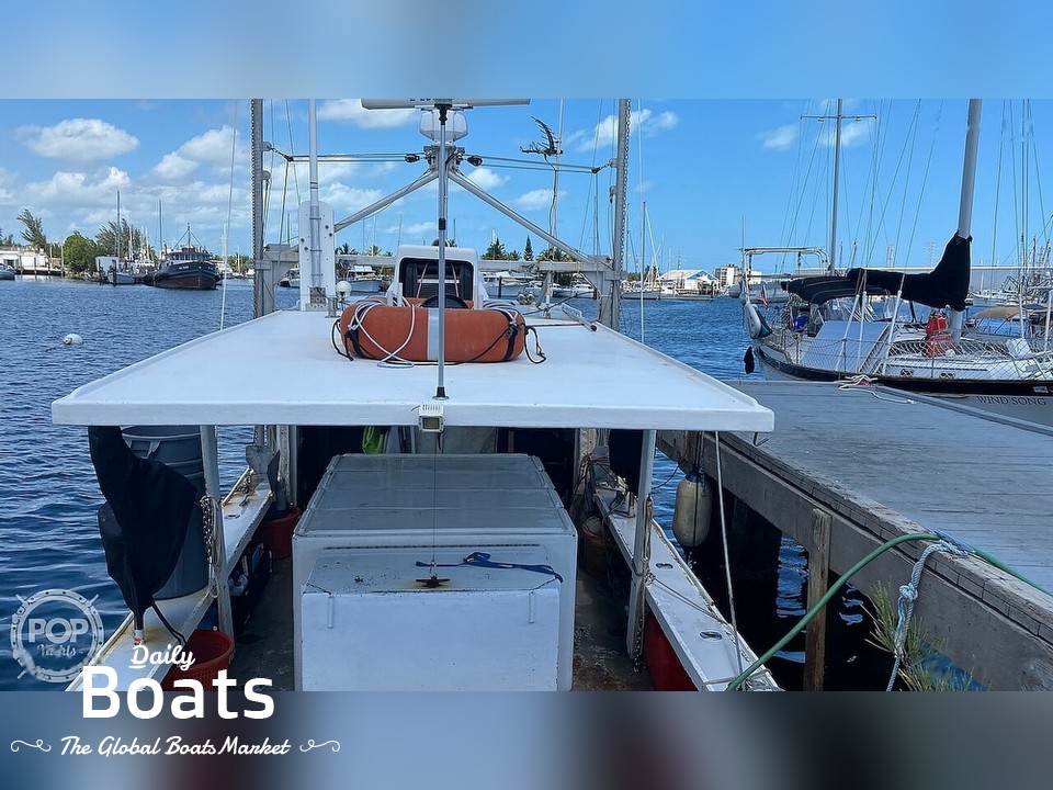 1986 BHM Flye Point 32 for sale. View price, photos and Buy 1986 BHM ...