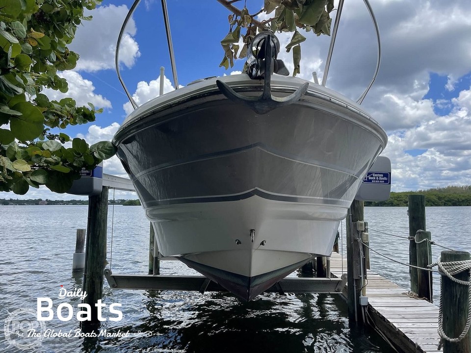 2007 Larson Cabrio 274 for sale. View price, photos and Buy 2007 Larson ...