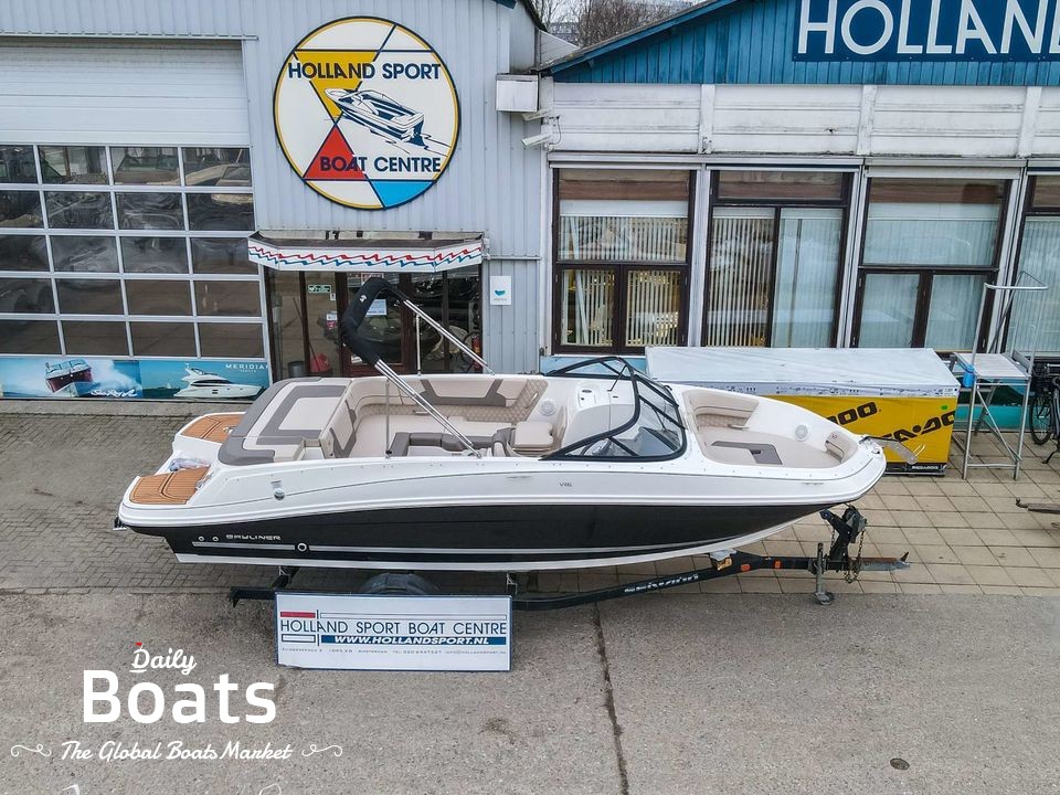 2022 Bayliner Vr6 Bowrider Outboard for sale. View price, photos and ...