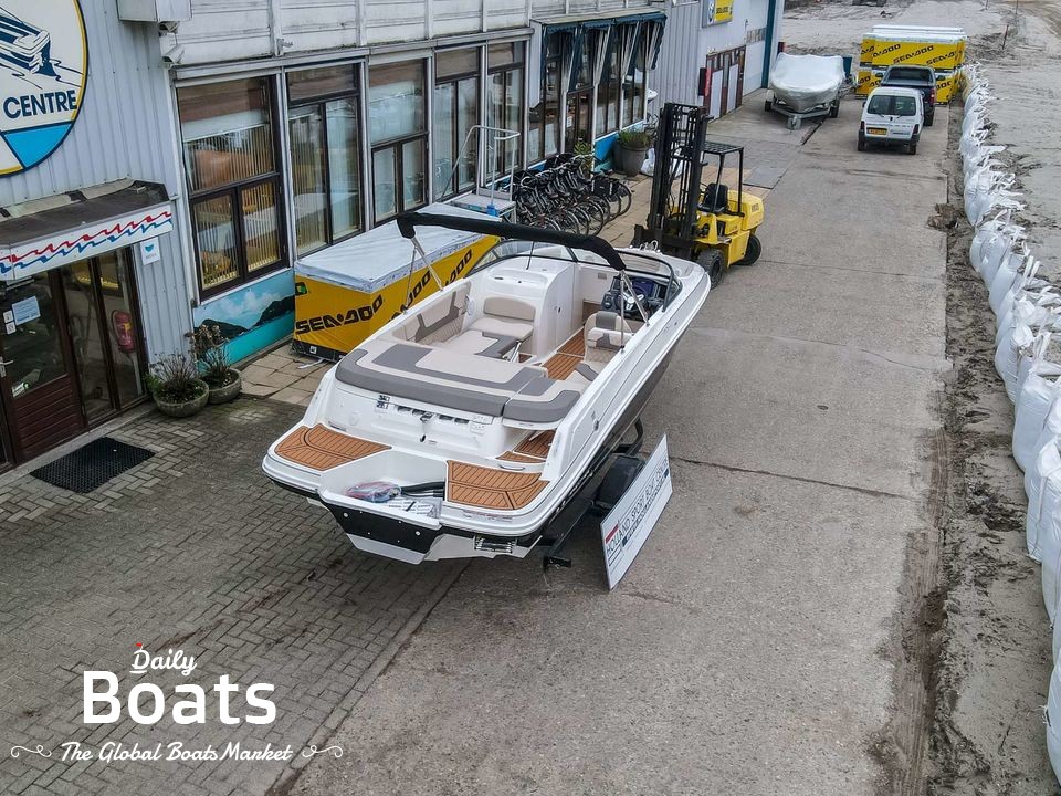 2022 Bayliner Vr6 Bowrider Outboard for sale. View price, photos and ...