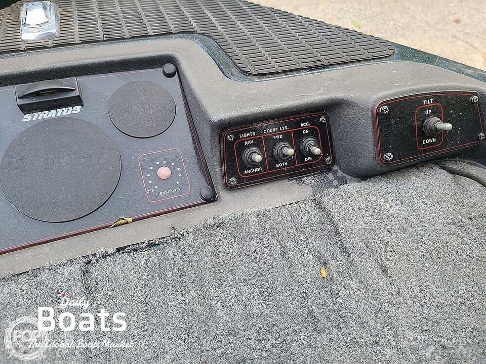 1994 Stratos 201 Pro Xl for sale. View price, photos and Buy 1994 ...