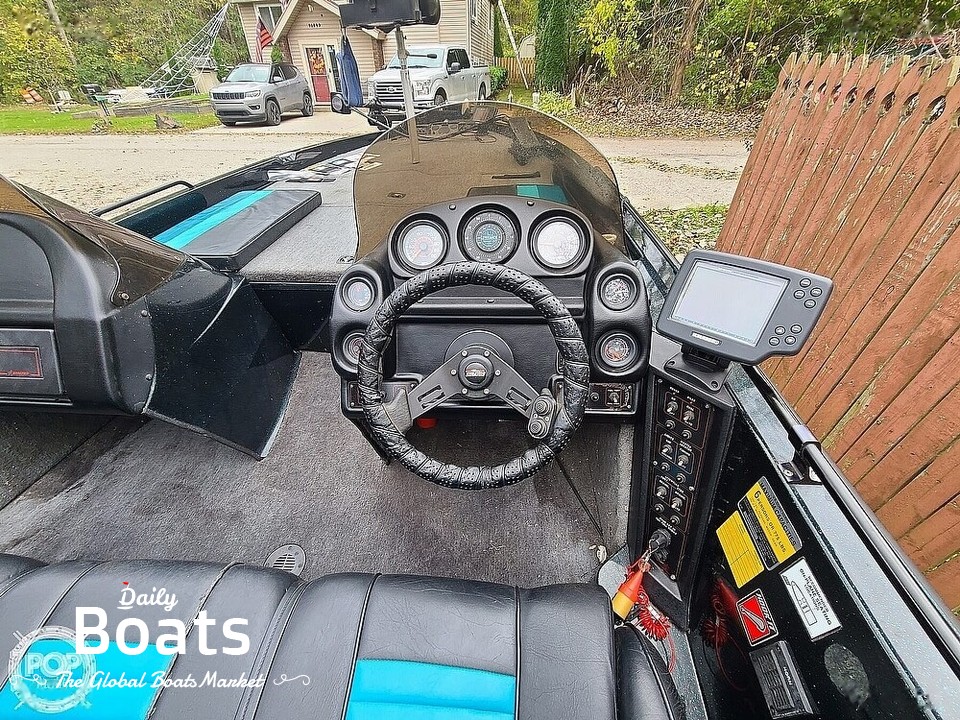 1994 Stratos 201 Pro Xl for sale. View price, photos and Buy 1994 ...