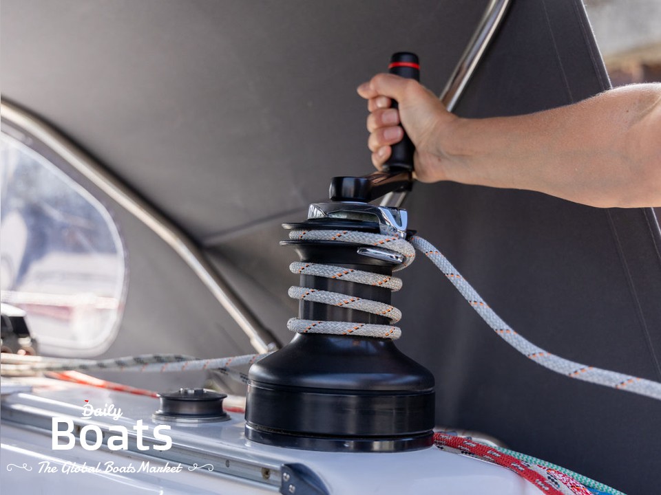 2008 SeaQuest Yachts 32 - Sj320 for sale. View price, photos and Buy ...