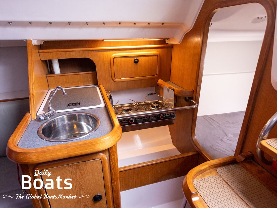 2008 SeaQuest Yachts 32 - Sj320 for sale. View price, photos and Buy ...