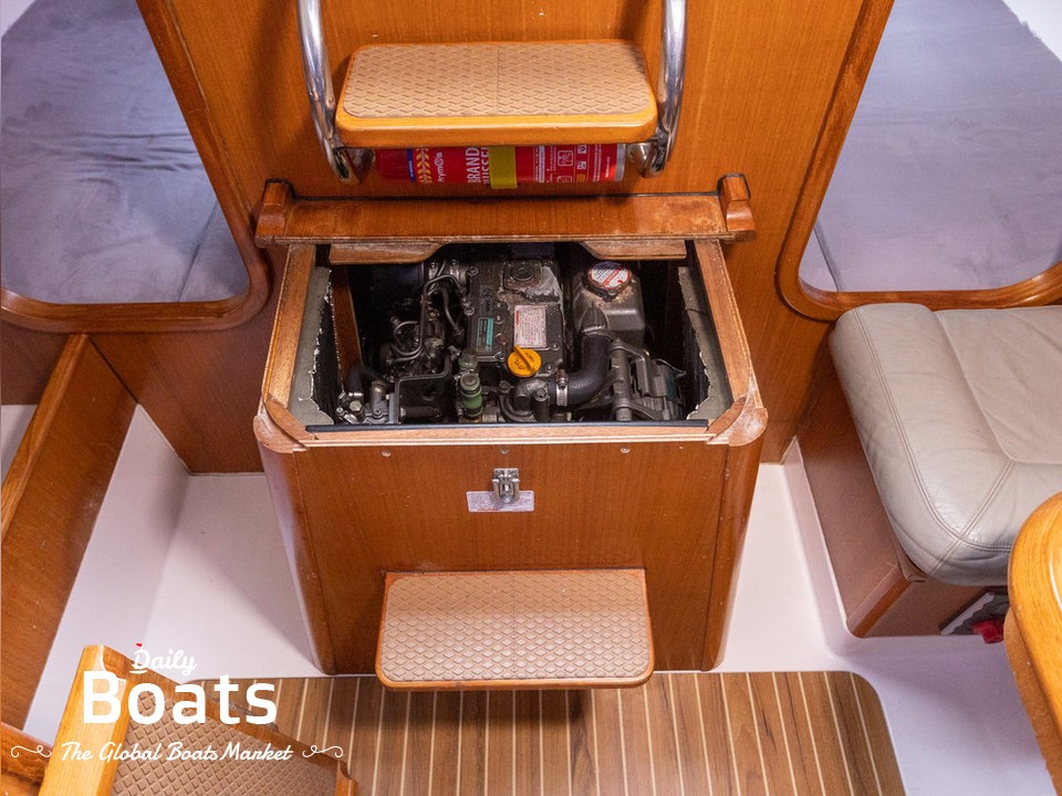 2008 SeaQuest Yachts 32 - Sj320 for sale. View price, photos and Buy ...