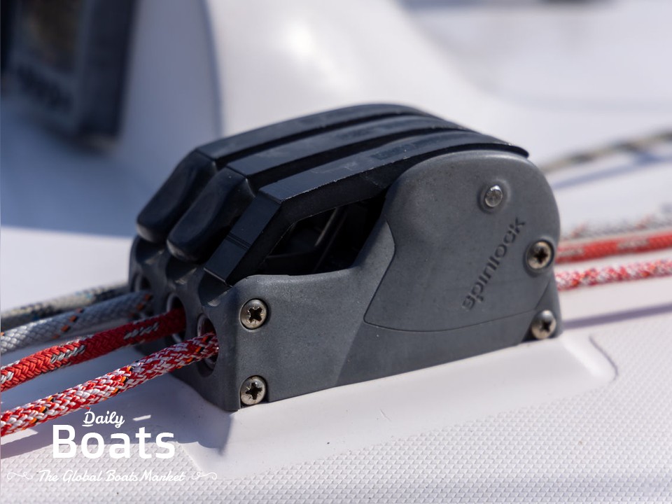 2008 SeaQuest Yachts 32 - Sj320 for sale. View price, photos and Buy ...