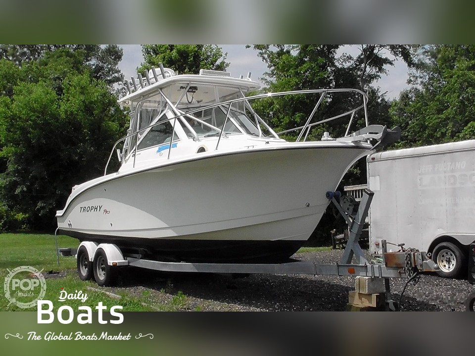 2004 Trophy Boats 2502 for sale. View price, photos and Buy 2004 Trophy ...