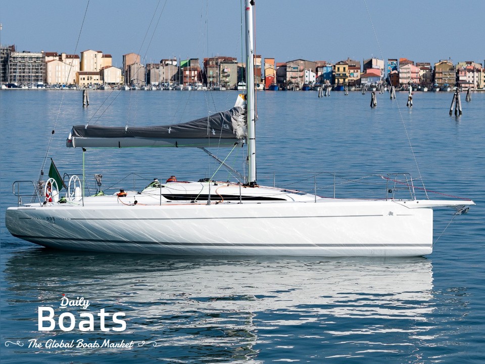 2023 Italia Yachts 9.98 Fuoriserie for sale. View price, photos and Buy ...