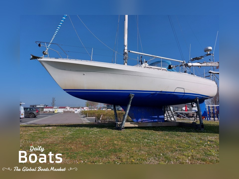 1978 Moody 33 Mk1 for sale. View price, photos and Buy 1978 Moody 33 ...