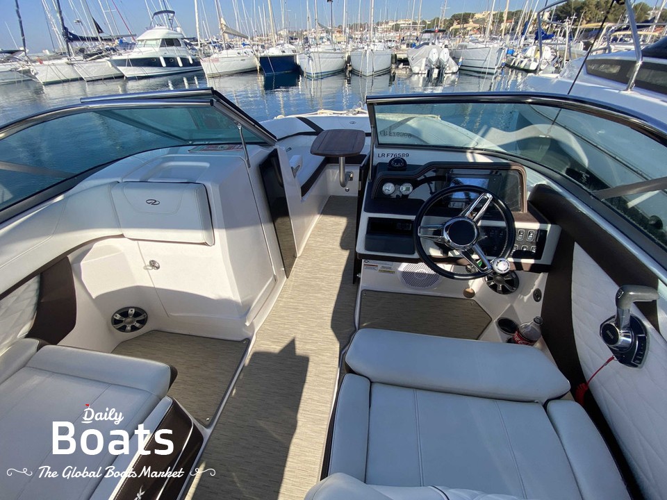 Satılık 2017 Regal 26 Fast Deck. Fiyatı, fotoğrafları görüntüleyin ve ...