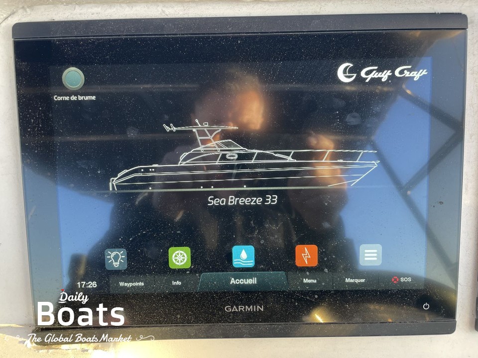 2005 Majesty Yachts / Gulf Craft Walkaround 33 for sale. View price ...