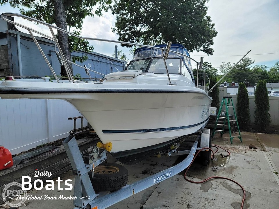 1999 Bayliner Trophy 2509 for sale. View price, photos and Buy 1999 ...