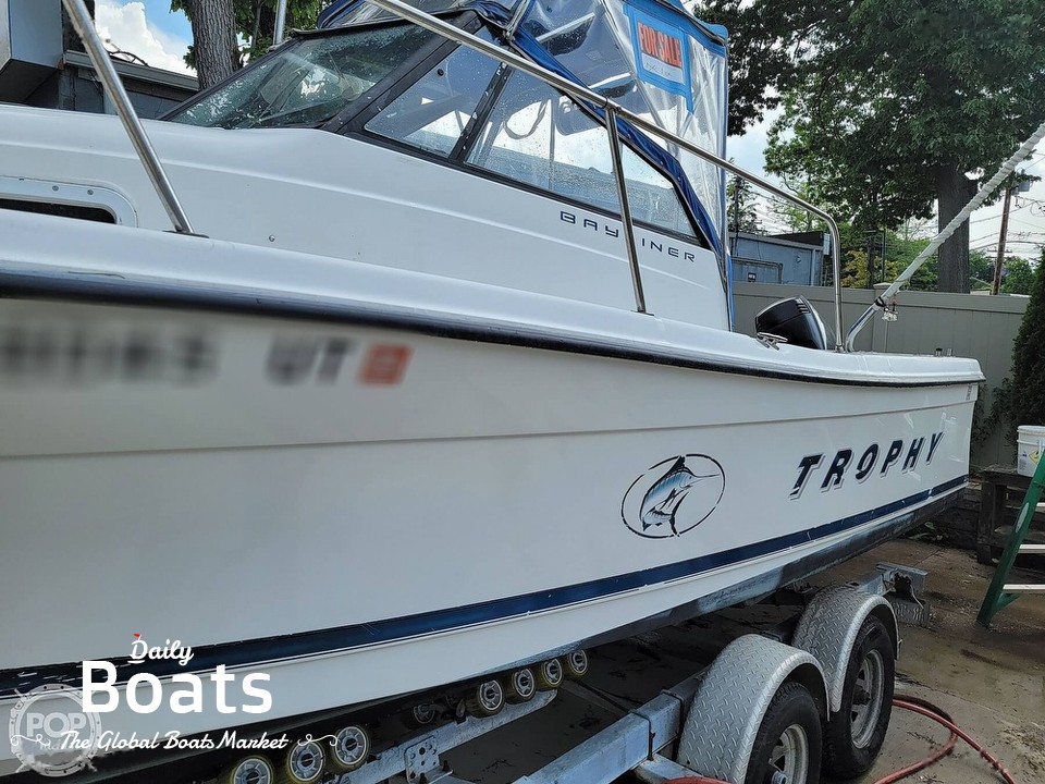 1999 Bayliner Trophy 2509 for sale. View price, photos and Buy 1999 ...