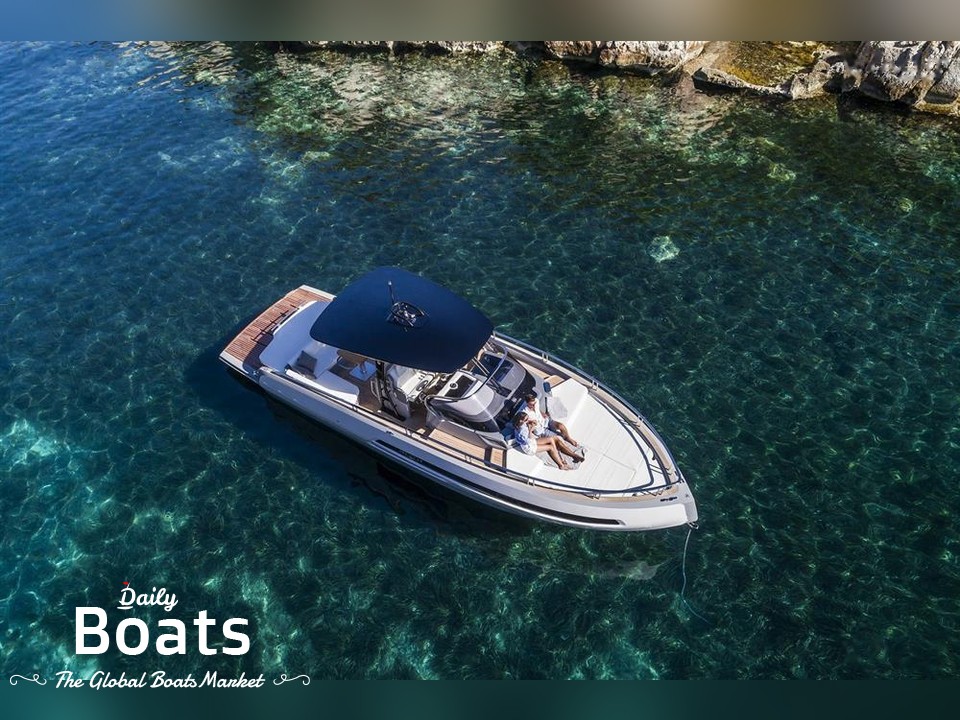2022 Invictus Yacht Gt 370 for sale. View price, photos and Buy 2022 ...