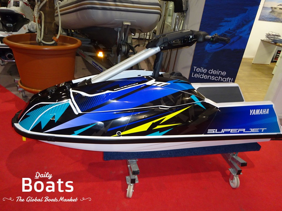 2022 Yamaha Super-Jet 4-Takt Auf Lager à vendre. Voir le prix, les ...