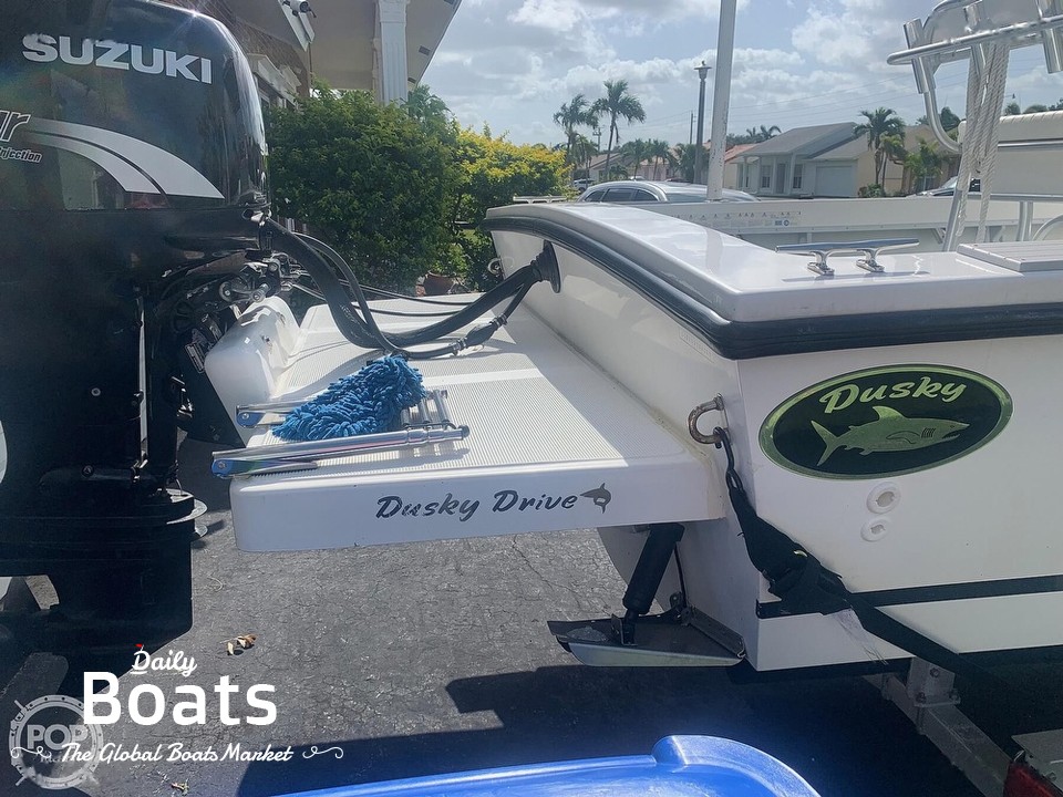 2002 Dusky Marine 233 for sale. View price, photos and Buy 2002 Dusky ...