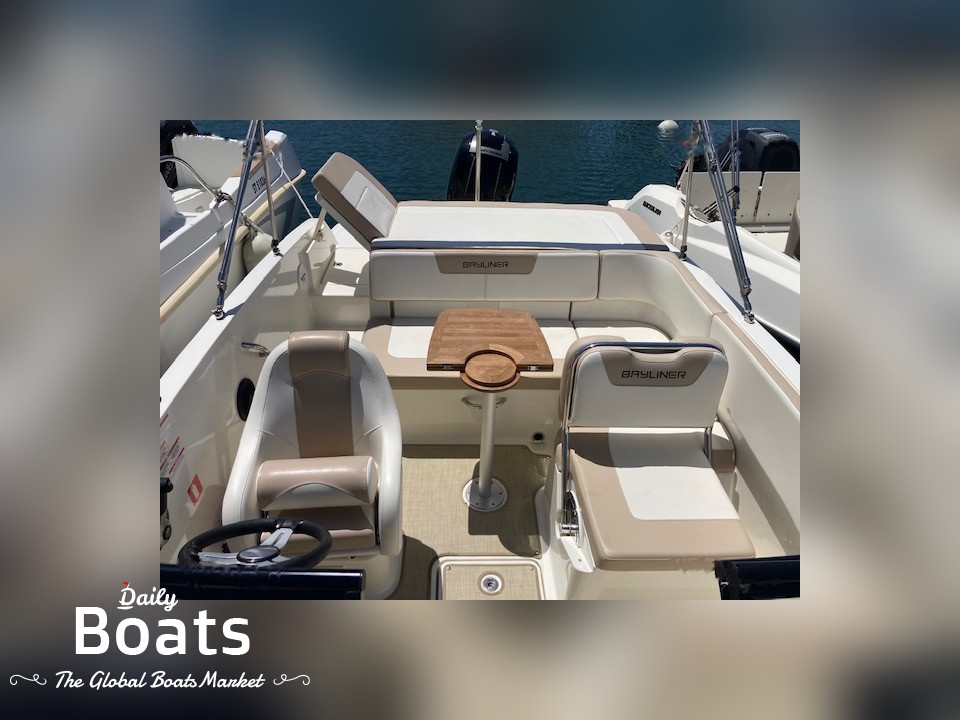 2019 Bayliner Vr5 Oe for sale. View price, photos and Buy 2019 Bayliner ...