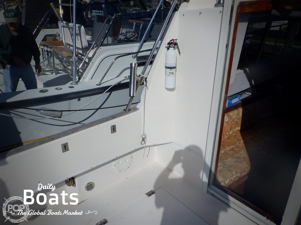 1987 Pacemaker Yachts 31 for sale. View price, photos and Buy 1987 ...