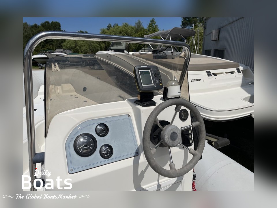 2002 Zodiac Medline for sale. View price, photos and Buy 2002 Zodiac ...