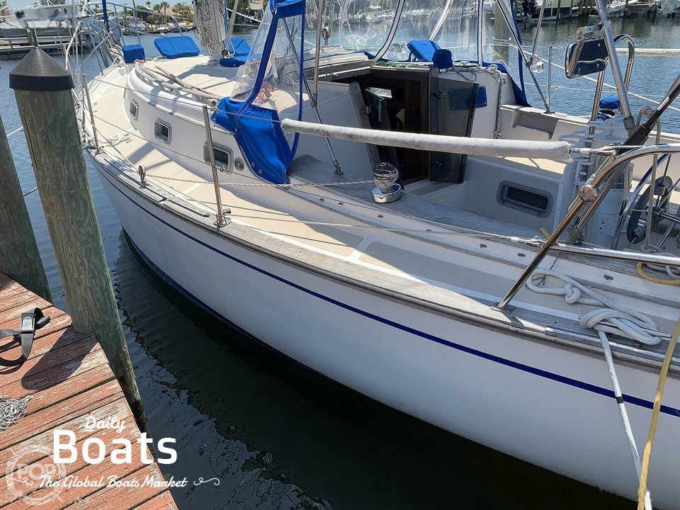 1986 Island Packet 31 for sale. View price, photos and Buy 1986 Island ...