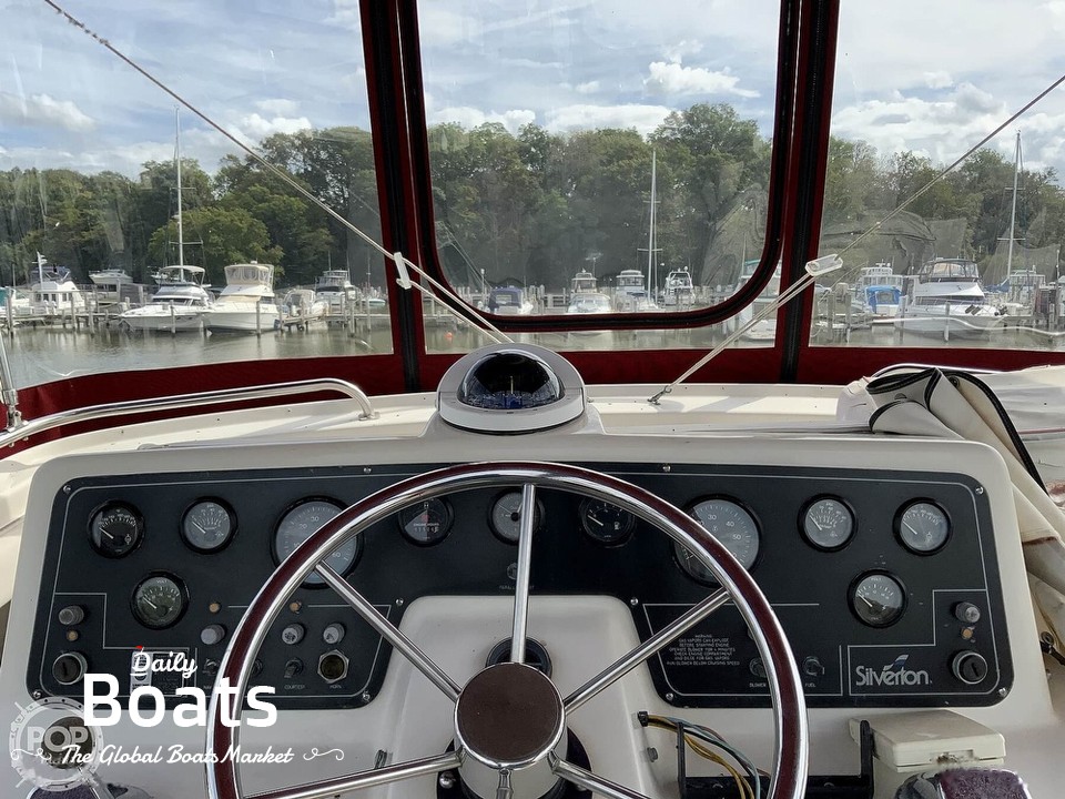 1989 Silverton 37 Convertible for sale. View price, photos and Buy 1989 ...